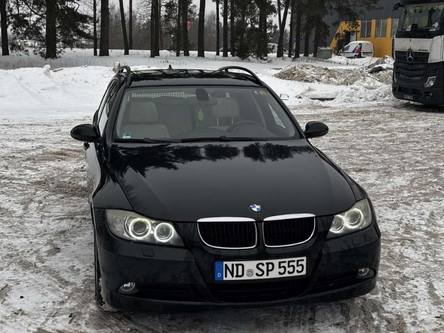 Black BMW 320 2008 in Utena, with an engine capacity of 2.00 L and mileage of 289 thousand km for 2950 €, photo 7 on AUTOMOTO.COM.LV