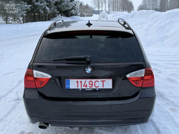 Black BMW 320 2008 in Raseiniai, with an engine capacity of 2.00 L and mileage of 309 thousand km for 3500 €, photo 5 on AUTOMOTO.COM.LV