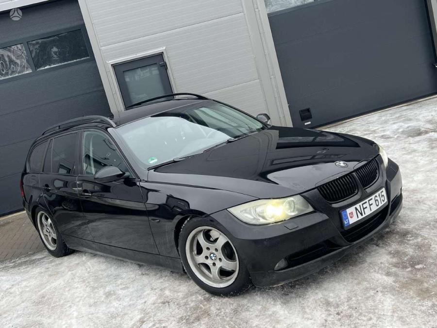 Melns BMW 320 2008 Kauņa, ar dzinēja tilpumu 2.00 L un nobraukumu 347 tūkst. km par 2400 €, foto 7 vietnē AUTOMOTO.COM.LV
