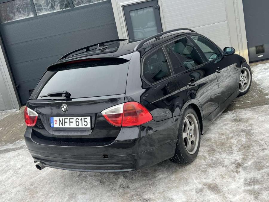 Melns BMW 320 2008 Kauņa, ar dzinēja tilpumu 2.00 L un nobraukumu 347 tūkst. km par 2400 €, foto 9 vietnē AUTOMOTO.COM.LV