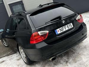 Melns BMW 320 2008 Kauņa, ar dzinēja tilpumu 2.00 L un nobraukumu 347 tūkst. km par 2400 €, foto 13 vietnē AUTOMOTO.COM.LV
