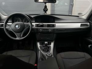Melns BMW 320 2008 Kauņa, ar dzinēja tilpumu 2.00 L un nobraukumu 347 tūkst. km par 2400 €, foto 15 vietnē AUTOMOTO.COM.LV