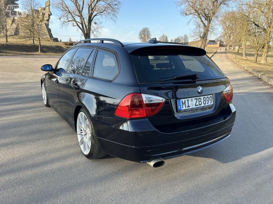 Melns BMW 320 2008 Kauņa, ar dzinēja tilpumu 2.00 L un nobraukumu 269 tūkst. km par 4000 €, foto 5 vietnē AUTOMOTO.COM.LV