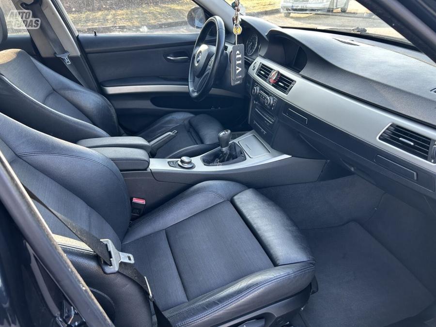 Melns BMW 320 2008 Kauņa, ar dzinēja tilpumu 2.00 L un nobraukumu 269 tūkst. km par 4000 €, foto 13 vietnē AUTOMOTO.COM.LV