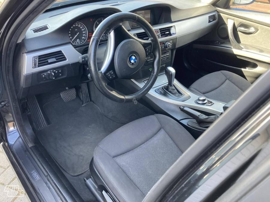 Melns BMW 320 2008 Viļņa, ar dzinēja tilpumu 2.00 L un nobraukumu 339 tūkst. km par 3150 €, foto 9 vietnē AUTOMOTO.COM.LV