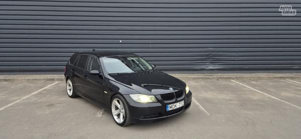Black BMW 320 2008 in Alytus, with an engine capacity of 2.00 L and mileage of 374 thousand km for 3490 €, photo 1 on AUTOMOTO.COM.LV