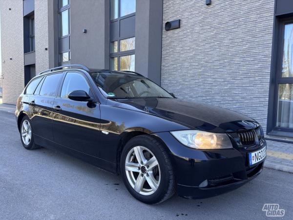 Black BMW 320 2008 in Kaunas, with an engine capacity of 2.00 L and mileage of 334 thousand km for 2290 €, photo 7 on AUTOMOTO.COM.LV