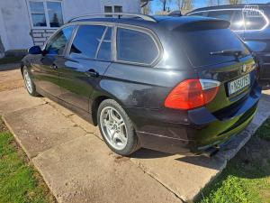 Melns BMW 320 2008 Panevēža, ar dzinēja tilpumu 2.00 L un nobraukumu 349 tūkst. km par 3300 €, foto 8 vietnē AUTOMOTO.COM.LV