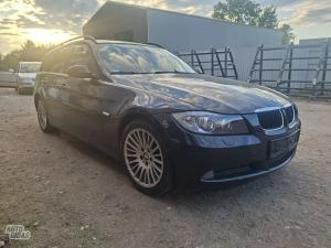 Melns BMW 320 2008 Marijampole, ar dzinēja tilpumu 2.00 L un nobraukumu 390 tūkst. km par 2100 €, foto 4 vietnē AUTOMOTO.COM.LV