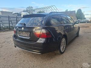 Melns BMW 320 2008 Marijampole, ar dzinēja tilpumu 2.00 L un nobraukumu 390 tūkst. km par 2100 €, foto 5 vietnē AUTOMOTO.COM.LV