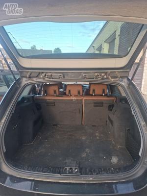 Melns BMW 320 2008 Marijampole, ar dzinēja tilpumu 2.00 L un nobraukumu 390 tūkst. km par 2100 €, foto 12 vietnē AUTOMOTO.COM.LV