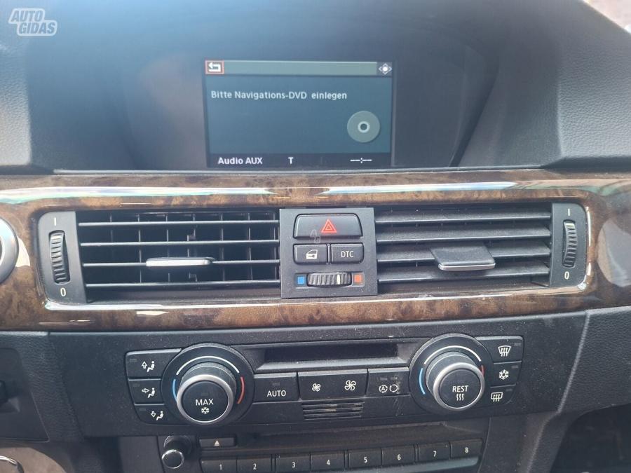 Melns BMW 320 2008 Marijampole, ar dzinēja tilpumu 2.00 L un nobraukumu 390 tūkst. km par 2100 €, foto 14 vietnē AUTOMOTO.COM.LV