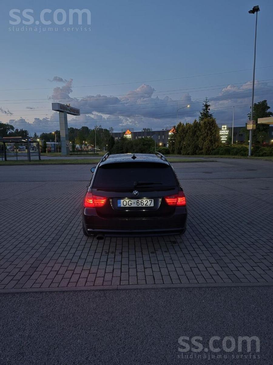Melns BMW 320 2008 Rīga, ar dzinēja tilpumu 2.00 L un nobraukumu 430 tūkst. km par 4700 €, foto 6 vietnē AUTOMOTO.COM.LV