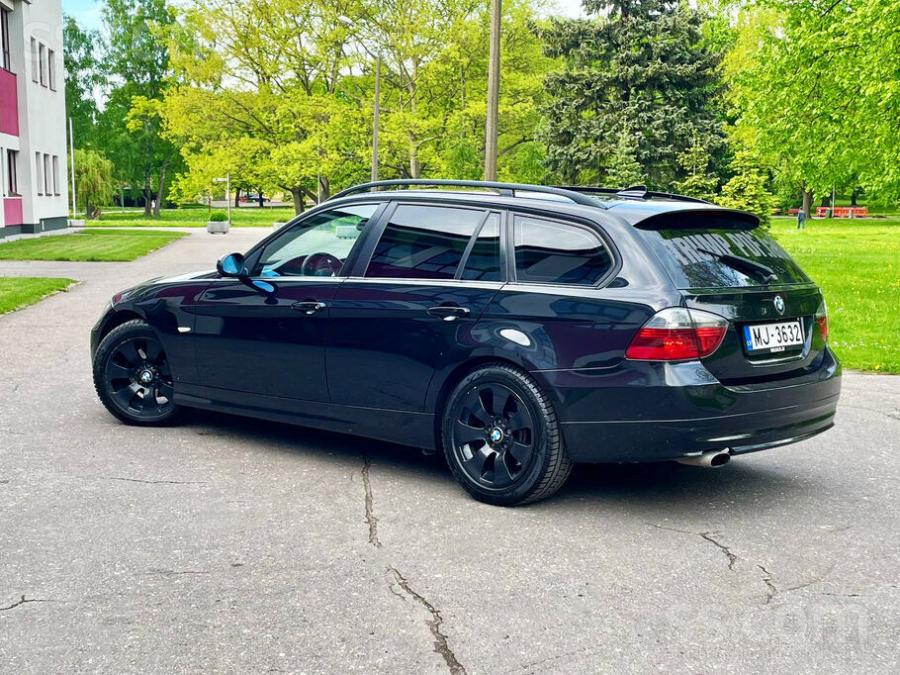 Black BMW 320 2008 in Riga, with an engine capacity of 2.00 L and mileage of 330 thousand km for 4200 €, photo 6 on AUTOMOTO.COM.LV