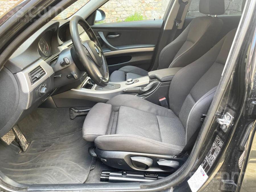 Black BMW 320 2008 in Riga, with an engine capacity of 2.00 L and mileage of 330 thousand km for 4200 €, photo 7 on AUTOMOTO.COM.LV
