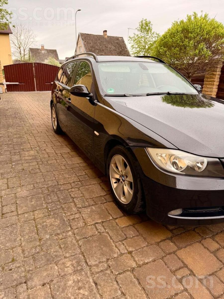 Black BMW 320 2008 in Bauska, with an engine capacity of 2.00 L and mileage of 330 thousand km for 3500 €, photo 1 on AUTOMOTO.COM.LV