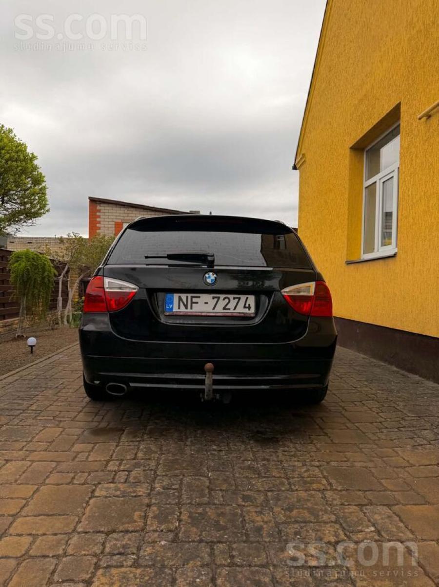 Black BMW 320 2008 in Bauska, with an engine capacity of 2.00 L and mileage of 330 thousand km for 3500 €, photo 8 on AUTOMOTO.COM.LV