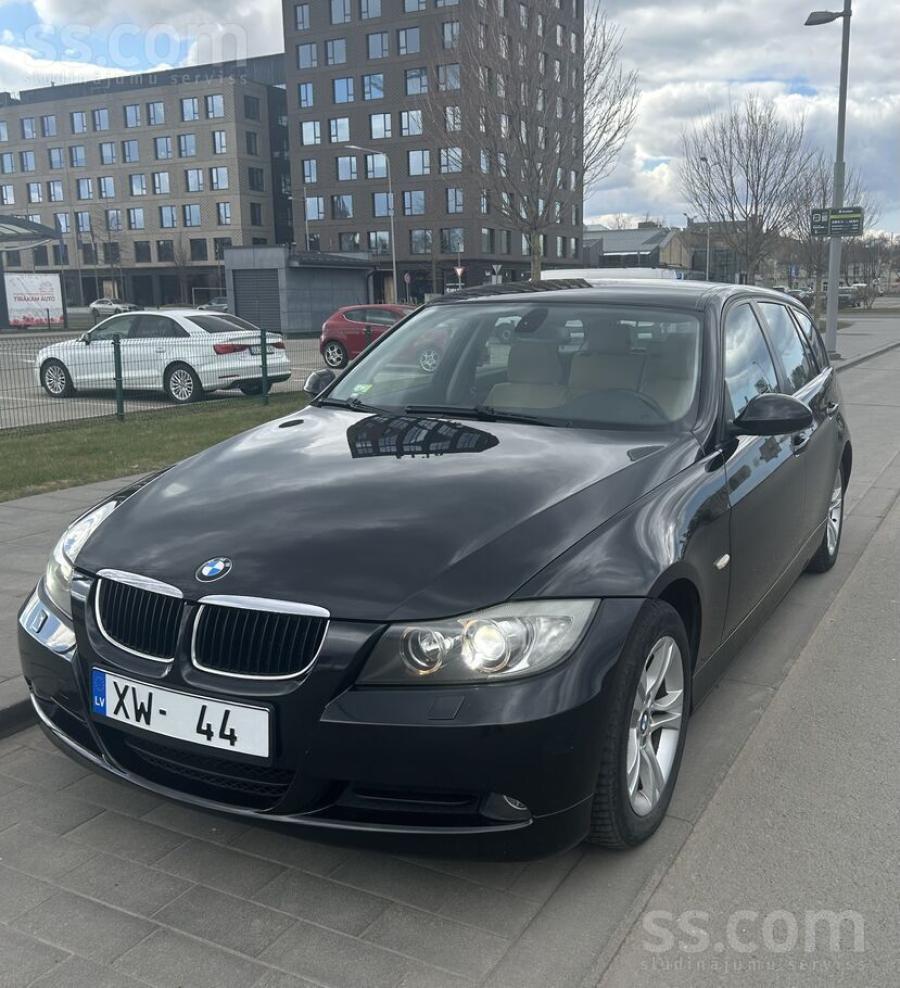 Черный БМВ 320 2008 в Рига, объемом двигателя 2.00 л и пробегом 276 тыс. км за 4800 €, фото 1 на AUTOMOTO.COM.LV