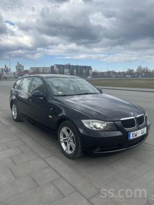 Черный БМВ 320 2008 в Рига, объемом двигателя 2.00 л и пробегом 276 тыс. км за 4800 €, фото 4 на AUTOMOTO.COM.LV
