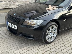 Melns BMW 320 2008 Tukums, ar dzinēja tilpumu 2.00 L un nobraukumu 0 tūkst. km par 5990 €, foto 13 vietnē AUTOMOTO.COM.LV