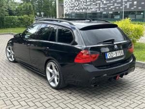 Melns BMW 320 2008 Jelgava, ar dzinēja tilpumu 2.00 L un nobraukumu 314 tūkst. km par 5900 €, foto 4 vietnē AUTOMOTO.COM.LV