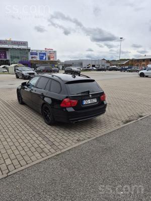 Black BMW 320 2008 in Riga, with an engine capacity of 2.00 L and mileage of 448 thousand km for 4700 €, photo 5 on AUTOMOTO.COM.LV