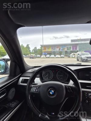 Black BMW 320 2008 in Riga, with an engine capacity of 2.00 L and mileage of 448 thousand km for 4700 €, photo 14 on AUTOMOTO.COM.LV
