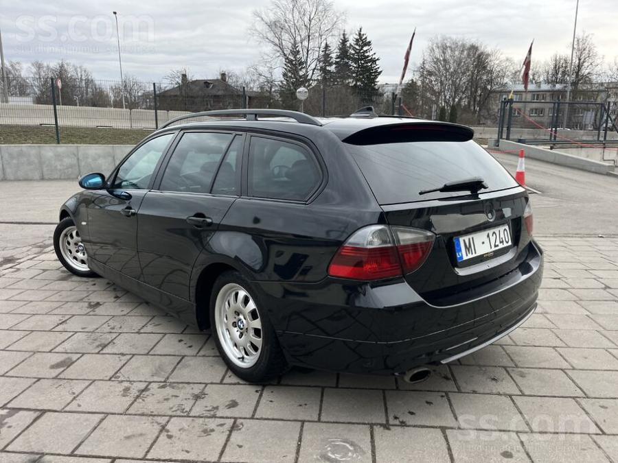 Black BMW 320 2008 in Riga, with an engine capacity of 2.00 L and mileage of 0 thousand km for 3490 €, photo 6 on AUTOMOTO.COM.LV