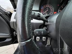 Black BMW 320 2008 in Riga, with an engine capacity of 2.00 L and mileage of 0 thousand km for 3490 €, photo 14 on AUTOMOTO.COM.LV