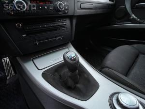 Black BMW 320 2008 in Riga, with an engine capacity of 2.00 L and mileage of 0 thousand km for 3490 €, photo 17 on AUTOMOTO.COM.LV