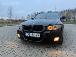 Black BMW 320 2008 in Riga, with an engine capacity of 2.00 L and mileage of 420 thousand km for 3400 €, photo 15 on AUTOMOTO.COM.LV