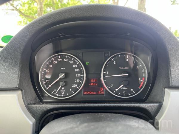 Melns BMW 320 2008 Valmiera, ar dzinēja tilpumu 2.00 L un nobraukumu 284 tūkst. km par 4300 €, foto 10 vietnē AUTOMOTO.COM.LV