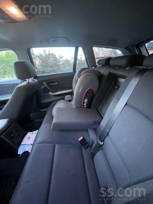 Black BMW 320 2008 in Valmiera, with an engine capacity of 2.00 L and mileage of 284 thousand km for 4300 €, photo 12 on AUTOMOTO.COM.LV