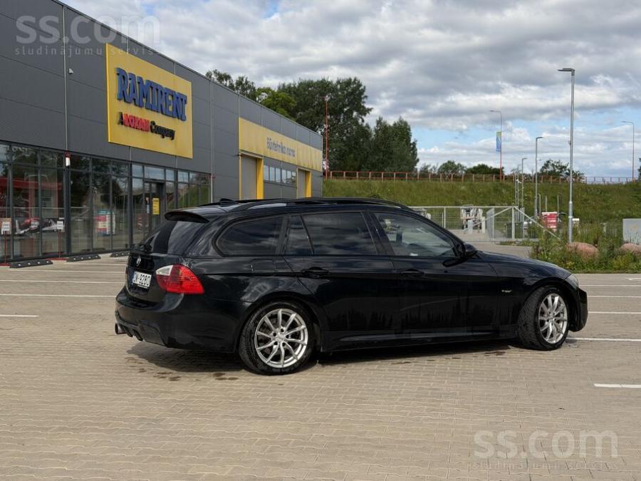 Черный БМВ 320 2008 в Екабпилс, объемом двигателя 2.00 л и пробегом 277 тыс. км за 5850 €, фото 4 на AUTOMOTO.COM.LV