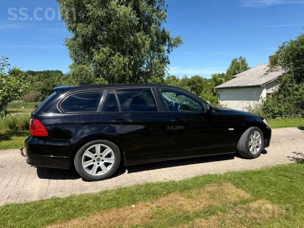 Melns BMW 320 2008 Tukums, ar dzinēja tilpumu 2.00 L un nobraukumu 307 tūkst. km par 4100 €, foto 2 vietnē AUTOMOTO.COM.LV