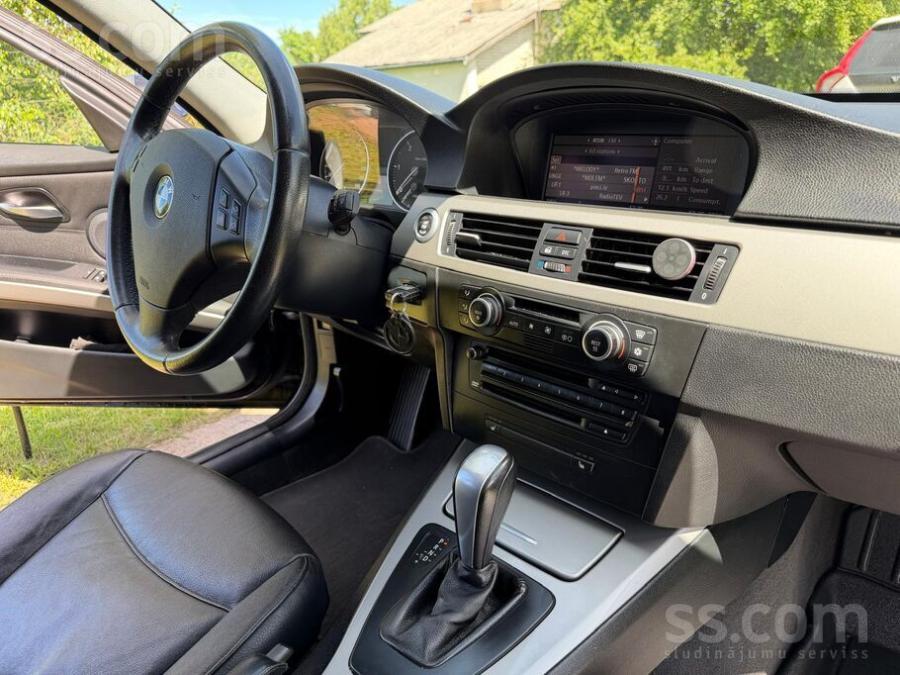 Melns BMW 320 2008 Tukums, ar dzinēja tilpumu 2.00 L un nobraukumu 307 tūkst. km par 4100 €, foto 12 vietnē AUTOMOTO.COM.LV