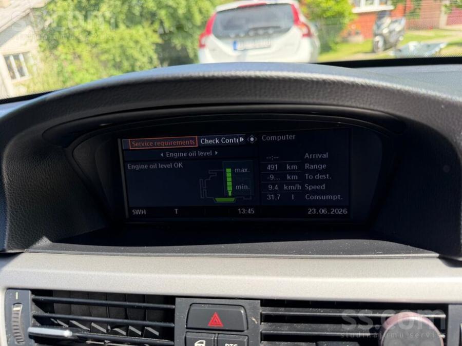 Melns BMW 320 2008 Tukums, ar dzinēja tilpumu 2.00 L un nobraukumu 307 tūkst. km par 4100 €, foto 20 vietnē AUTOMOTO.COM.LV