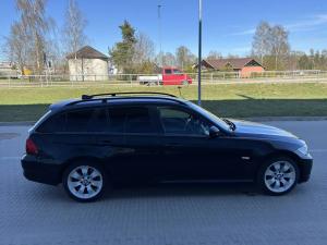 Black BMW 320 2008 in Rezekne, with an engine capacity of 2.00 L and mileage of 279 thousand km for 4200 €, photo 5 on AUTOMOTO.COM.LV