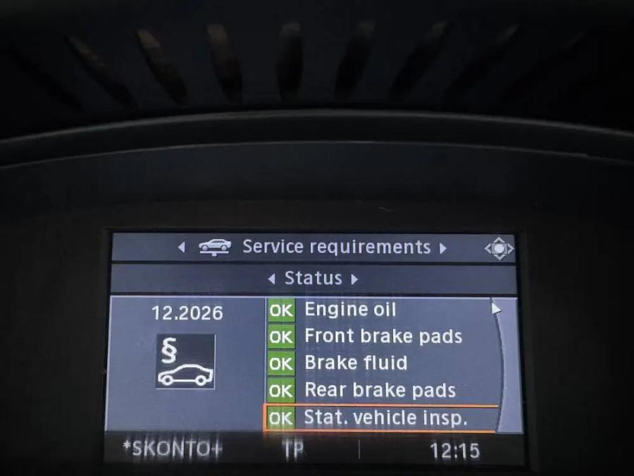 Black BMW 320 2008 in Riga, with an engine capacity of 2.00 L and mileage of 339 thousand km for 3990 €, photo 16 on AUTOMOTO.COM.LV