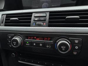 Black BMW 320 2008 in Riga, with an engine capacity of 2.00 L and mileage of 339 thousand km for 3990 €, photo 22 on AUTOMOTO.COM.LV