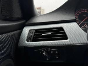 Black BMW 320 2008 in Riga, with an engine capacity of 2.00 L and mileage of 339 thousand km for 3990 €, photo 28 on AUTOMOTO.COM.LV