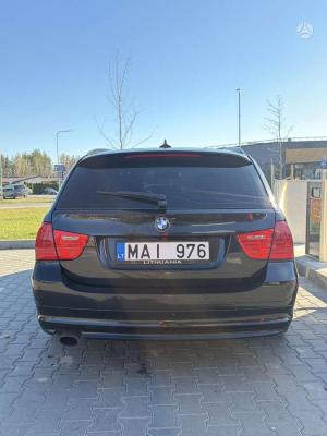 Melns BMW 320 2008 Viļņa, ar dzinēja tilpumu 2.00 L un nobraukumu 385 tūkst. km par 3600 €, foto 6 vietnē AUTOMOTO.COM.LV