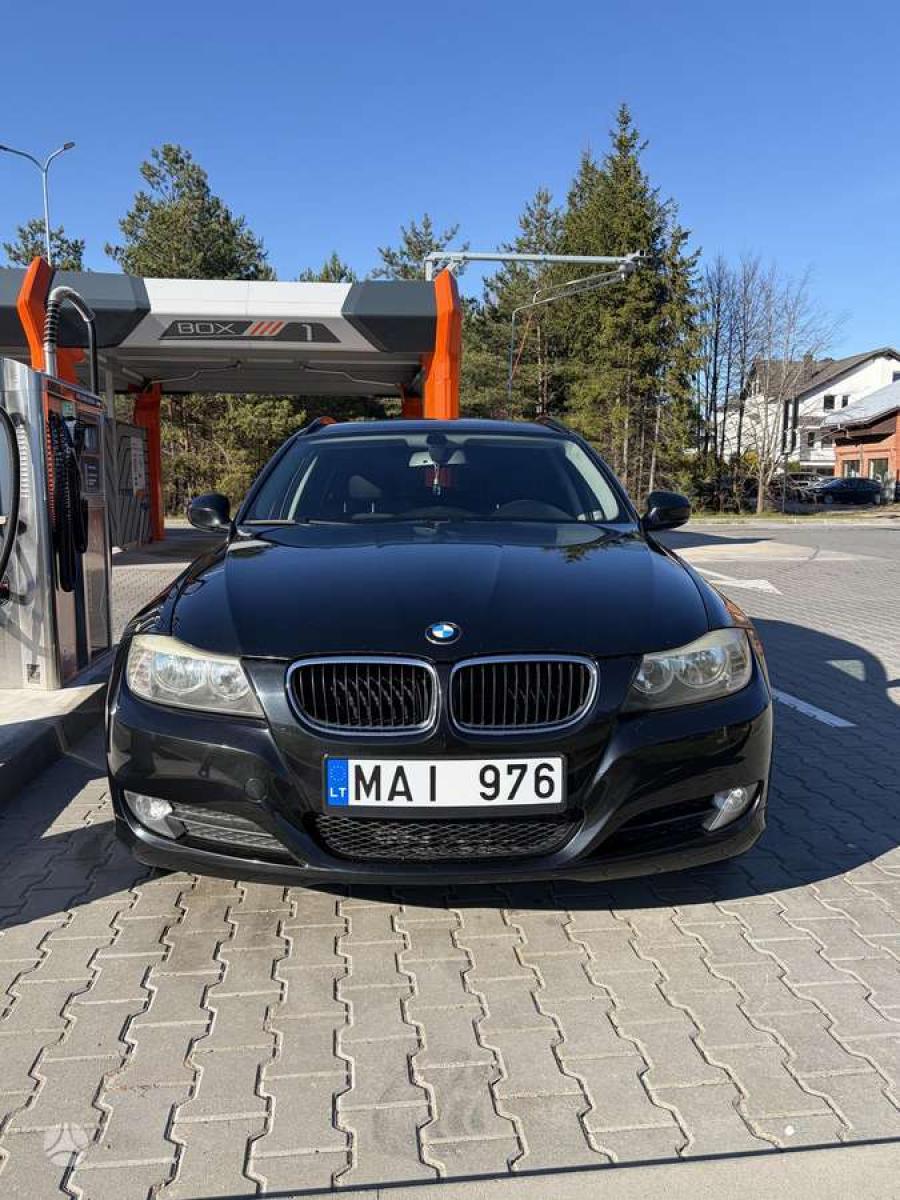 Melns BMW 320 2008 Viļņa, ar dzinēja tilpumu 2.00 L un nobraukumu 385 tūkst. km par 3600 €, foto 7 vietnē AUTOMOTO.COM.LV