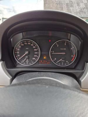 Black BMW 320 2008 in Joniskis, with an engine capacity of 2.00 L and mileage of 321 thousand km for 3200 €, photo 14 on AUTOMOTO.COM.LV