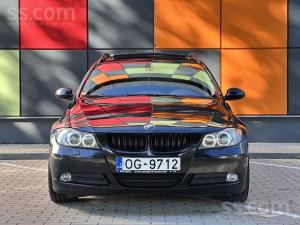 Melns BMW 320 2008 Rīga, ar dzinēja tilpumu 2.00 L un nobraukumu 345 tūkst. km par 4150 €, foto  vietnē AUTOMOTO.COM.LV