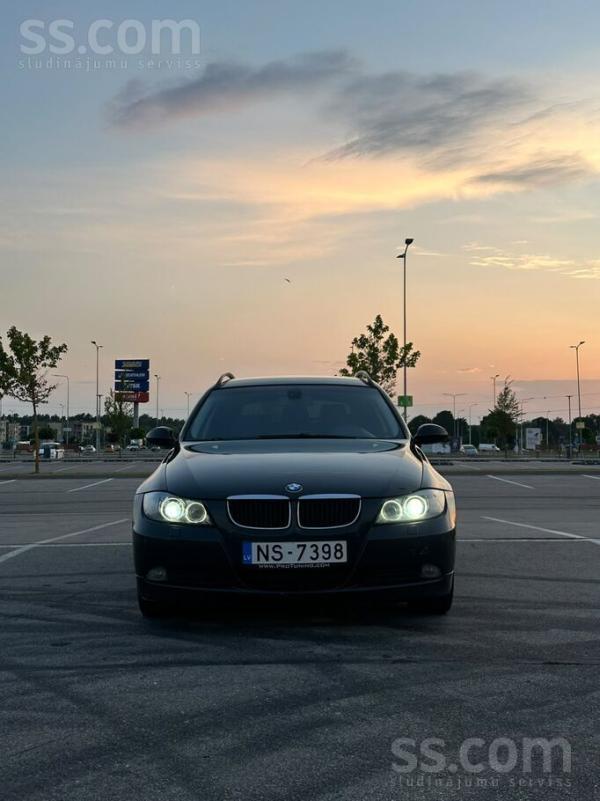 Melns BMW 320 2008 Rīga, ar dzinēja tilpumu 2.00 L un nobraukumu 420 tūkst. km par 3700 €, foto 2 vietnē AUTOMOTO.COM.LV