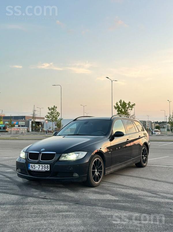 Melns BMW 320 2008 Rīga, ar dzinēja tilpumu 2.00 L un nobraukumu 420 tūkst. km par 3700 €, foto 3 vietnē AUTOMOTO.COM.LV