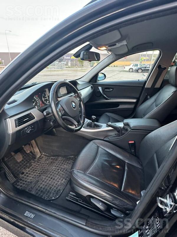 Melns BMW 320 2008 Rīga, ar dzinēja tilpumu 2.00 L un nobraukumu 420 tūkst. km par 3700 €, foto 9 vietnē AUTOMOTO.COM.LV