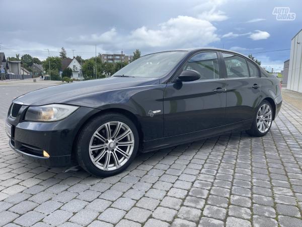 Melns BMW 320 2008 Viļņa, ar dzinēja tilpumu 2.00 L un nobraukumu 180 tūkst. km par 3000 €, foto 5 vietnē AUTOMOTO.COM.LV