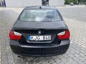 Melns BMW 320 2008 Viļņa, ar dzinēja tilpumu 2.00 L un nobraukumu 180 tūkst. km par 3000 €, foto 14 vietnē AUTOMOTO.COM.LV
